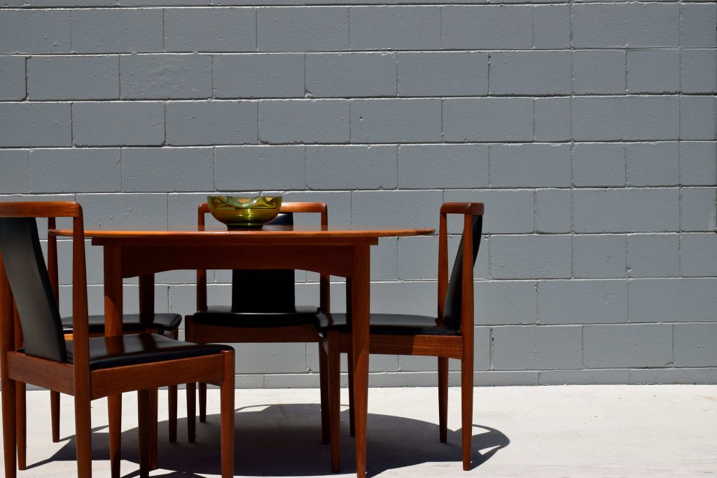 Parker Extendable Dining Table (Circa 1970s) - Structured Rebellion