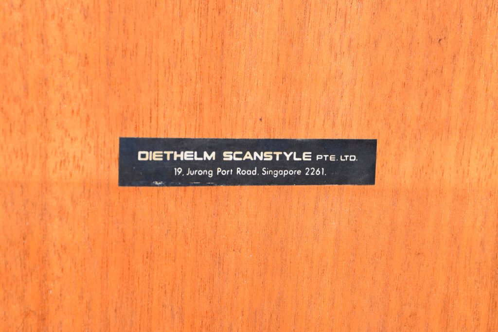 Diethelm Scanstyle Extendable Dining Table (Circa 1970s) - Structured ...