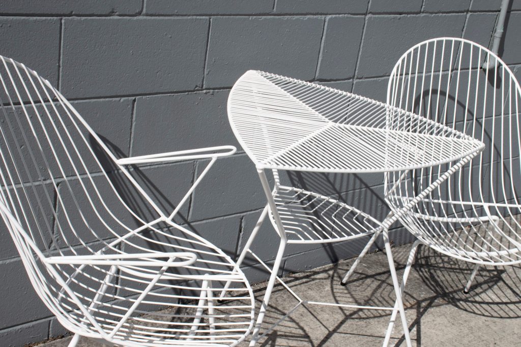 Outdoor Wire Setting (Circa 1950s) - Structured Rebellion