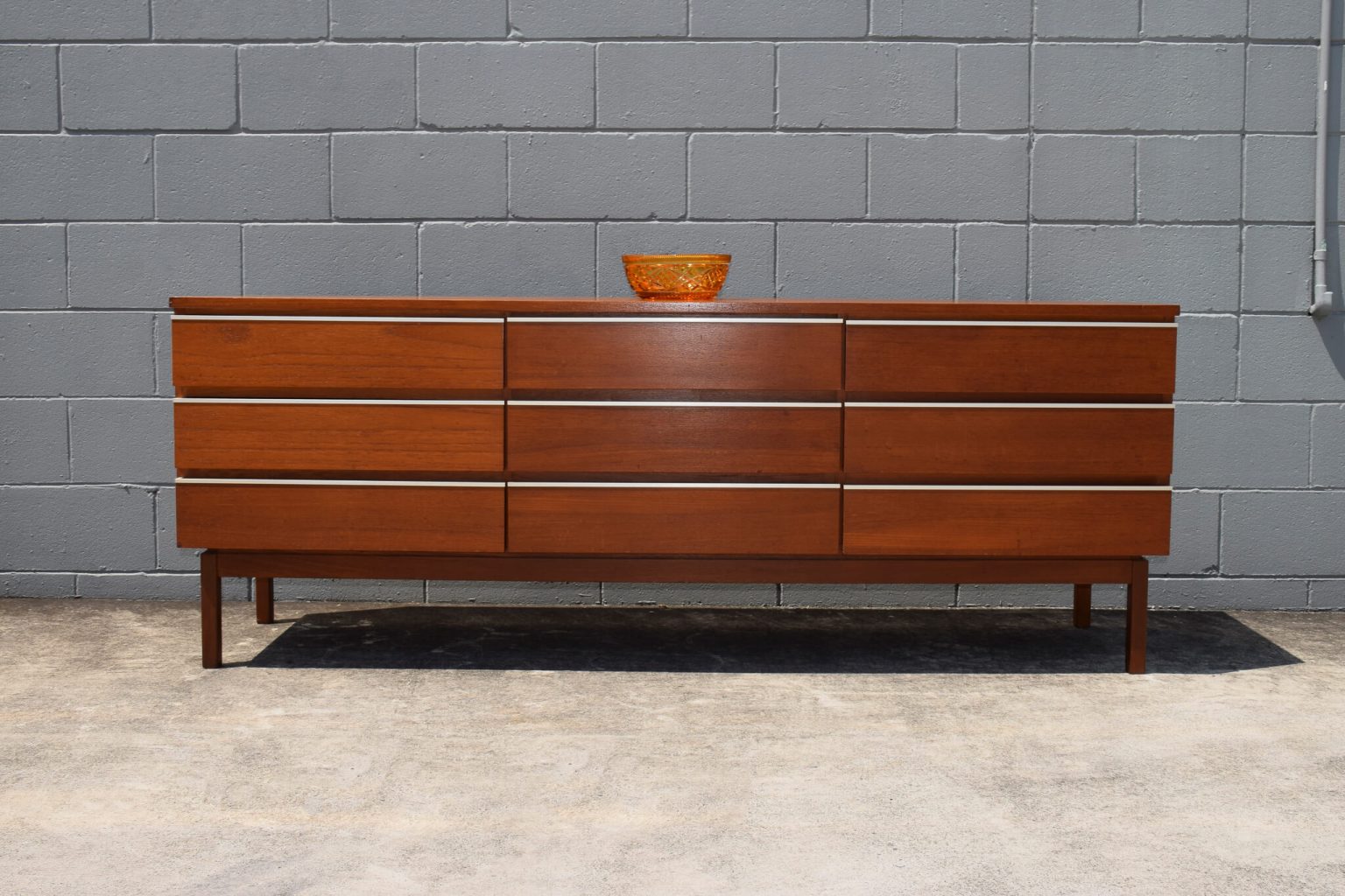 Fler 'Flerado' Chest of Drawers (Circa 1960s/70s) - Structured Rebellion